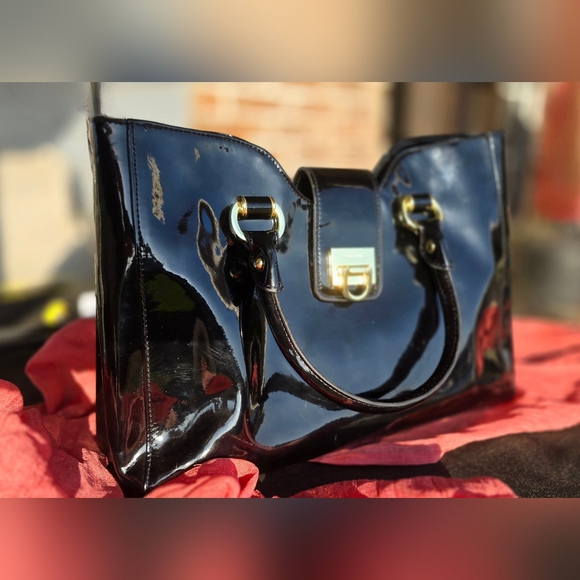 Ivanka Trump | Bags | Ivanka Trump Elegant Black Patent Leather Handbag ...